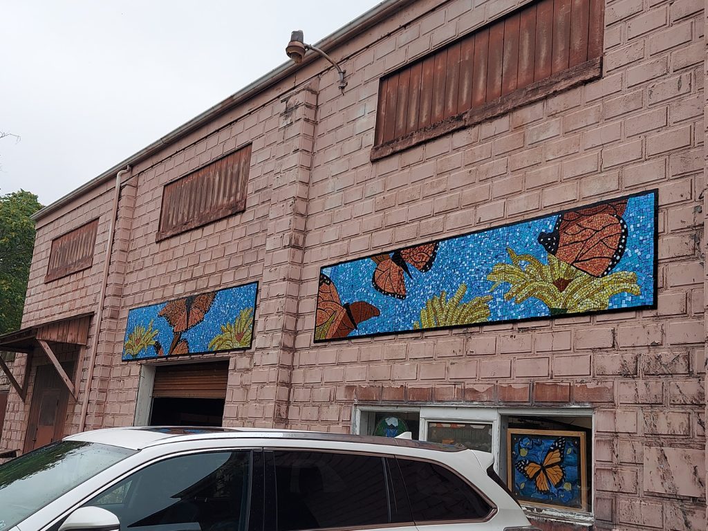 One of four world-wide stained glass manufacturers in the country ...